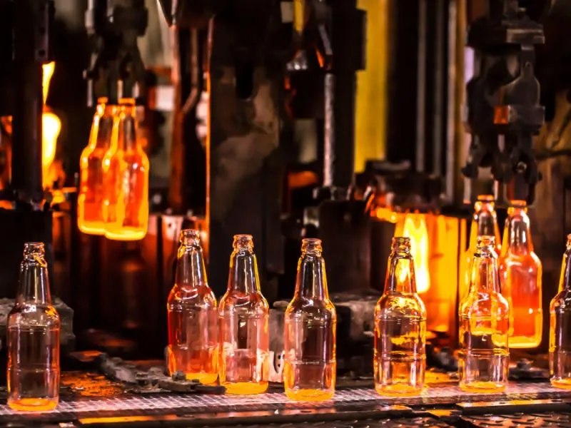 Learn the glass manufacturing process from A to Z